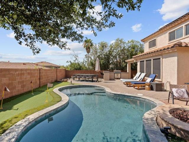 10196 N Nine Iron Dr, Tucson, AZ 85737