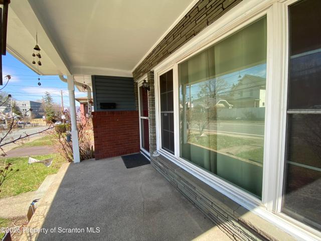 1019 Moosic Street
