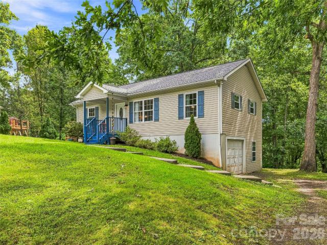 1019 Mountain Drive