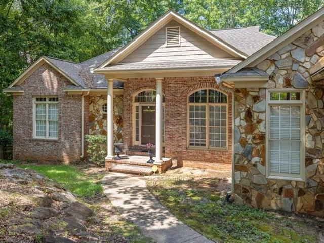 1019 Bent Pine Ct, Columbus, GA 31909