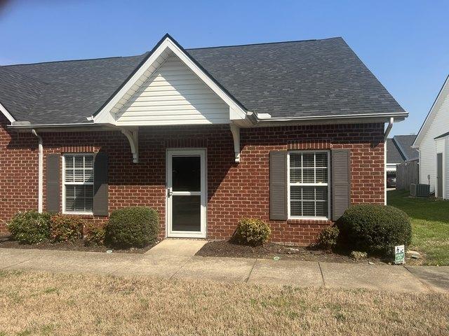 1019 Briggs Ln, Spring Hill, TN 37174
