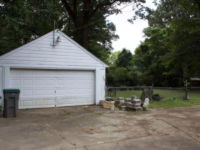 1019 brownlee rd
