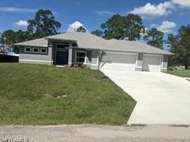1019 Congress Ave, Lehigh Acres, FL 33972
