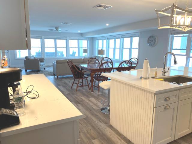 1019 Fairfield Beach Rd, Fairfield, CT 06824 | MLS #24091