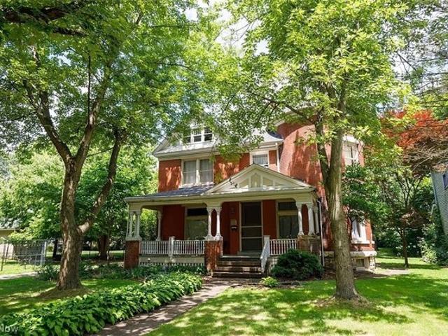1019 101 / Findley Ave, Zanesville, OH 43701