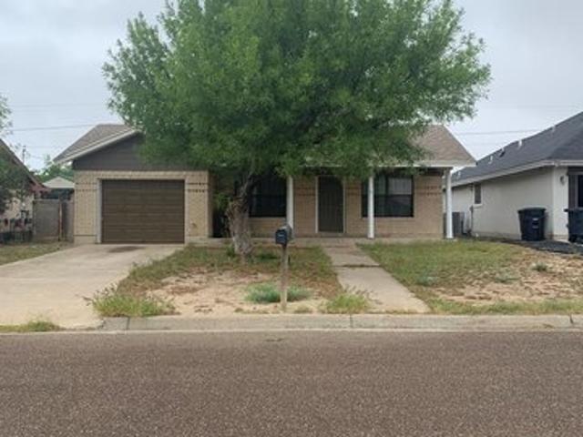 1019 Flores Dr, Eagle Pass, TX 78852