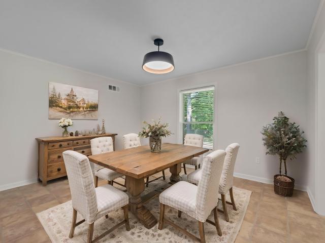 1019 greencliff rd