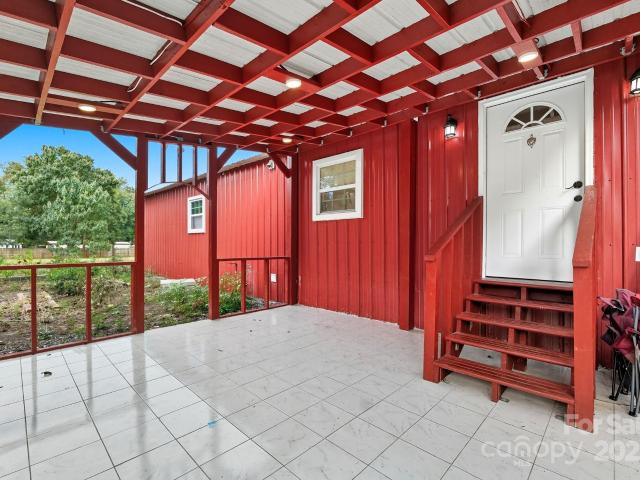 1019 Perla Road