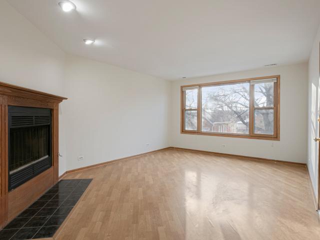 1019 S Oakley Blvd, Unit 2, Chicago, IL 60612 | MLS #12620 | Compass
