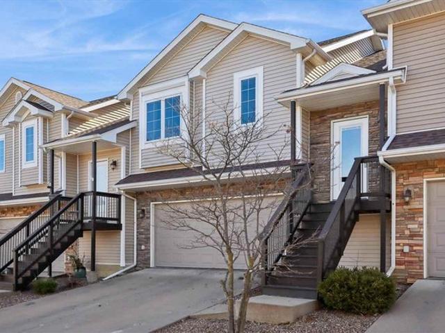 1019 Twilight Dr, North Liberty, IA 52317