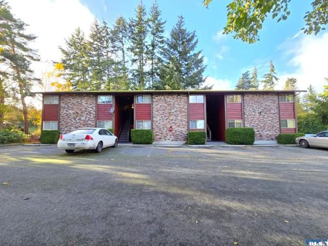 1019 W 18th St, Port Angeles, WA 98363