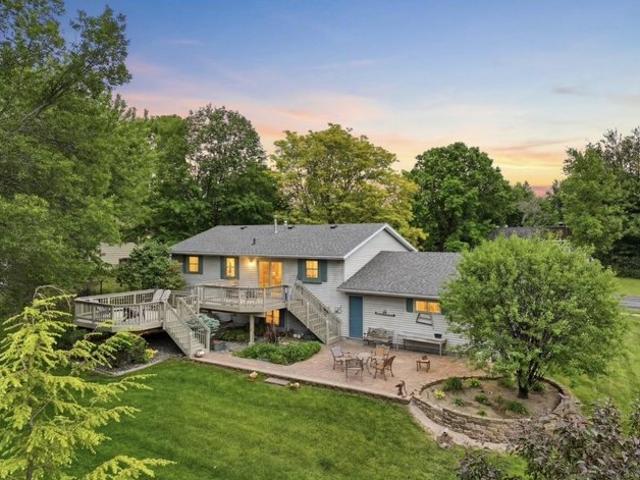 1019 W Upham St, Marshfield, WI 54449