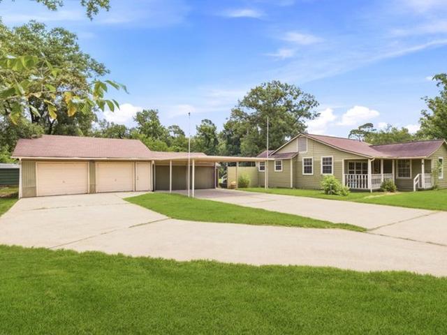 1019 Woodland St, Channelview, TX 77530