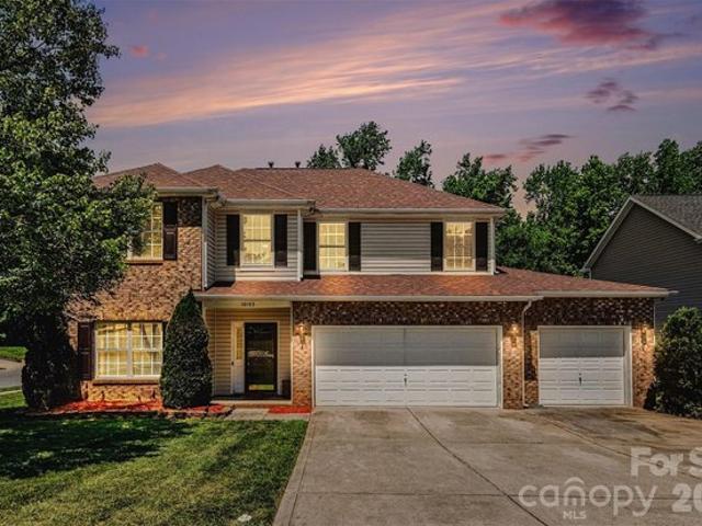 10103 Caldwell Forest Dr, Charlotte, NC 28213