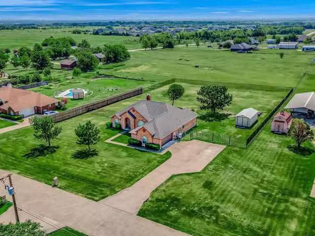 10103 Manor Way, Forney, TX 75126 MLS 20690131