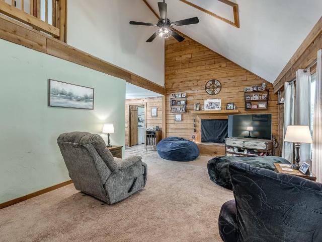 10100 Liberty Oak Drive