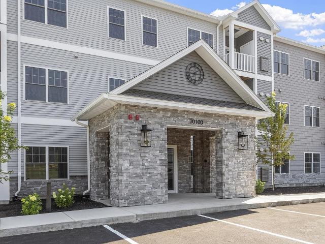 10100 S Willow Street # 303