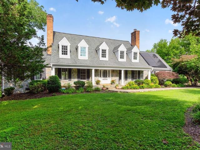 10101 Windy Knoll Lane