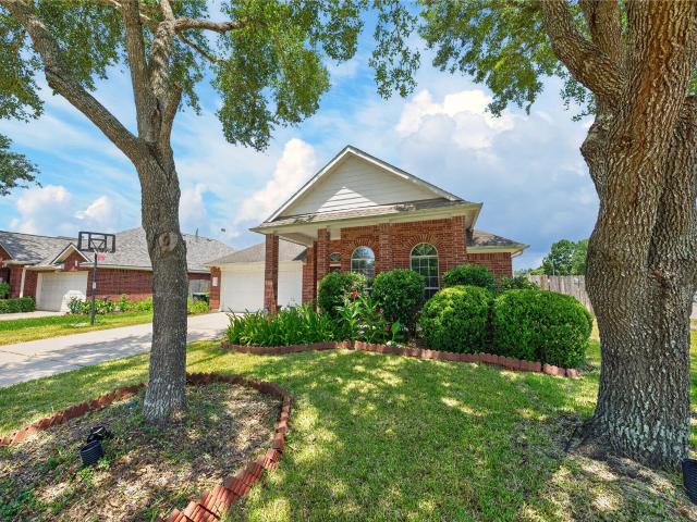 10101 Hidden Falls Drive
