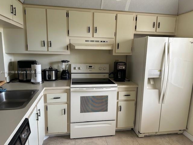 10101 Sunrise Lakes Blvd, Unit 306, Sunrise, FL 33322 | MLS #A11631