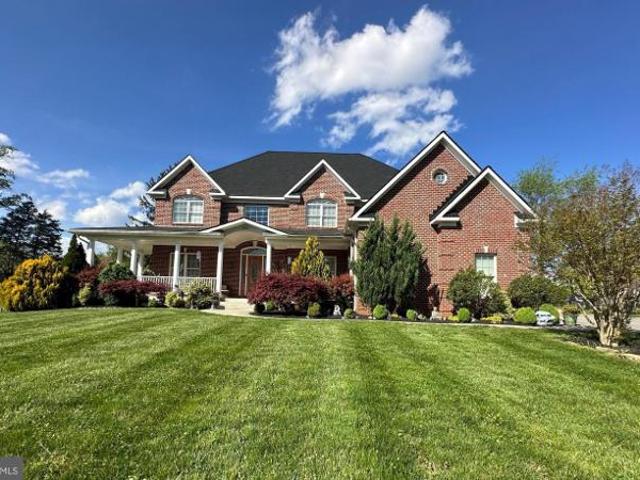 10102 Vale Rd, Vienna, VA 22181