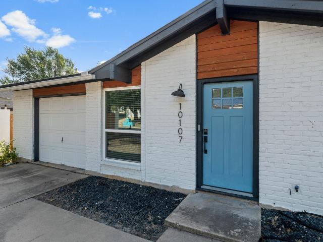 10107 Floyd Dr