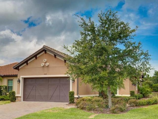 10107 Highland Park Pl, Palmetto, FL 34221