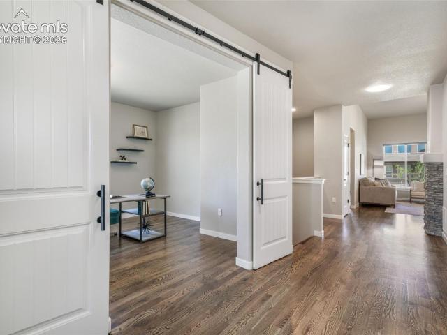10104 Emerald Lake Lane