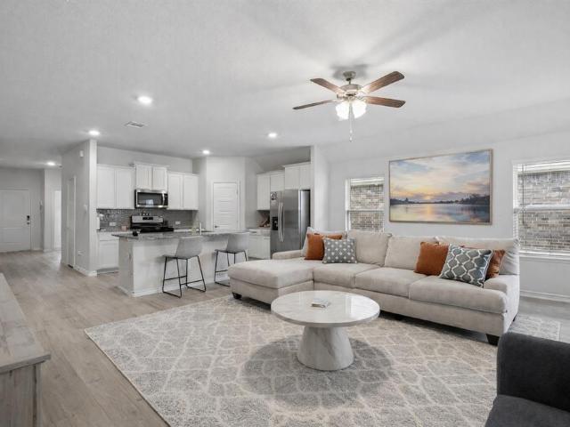 10104 Sunnyview Lane