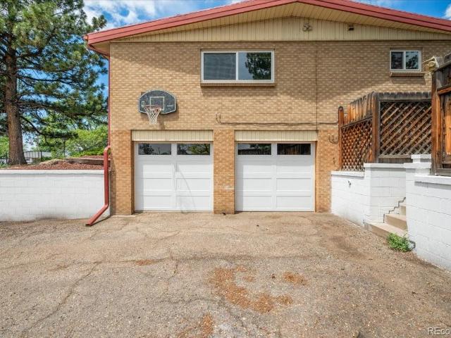 10105 W 17th Place