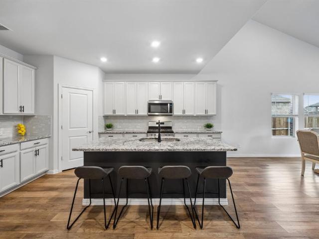 10105 Lakemont Drive