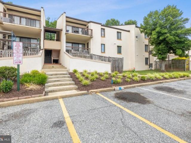 10106 Campus Way S Unit 303 3, Upper Marlboro, MD 20774