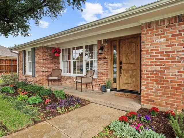 10106 Crestover Cir, Dallas, TX 75229