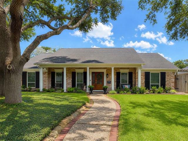 10106 Inwood Dr, Houston, TX 77042
