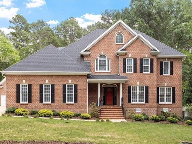 10108 Clairbourne Pl, Raleigh, NC 27615