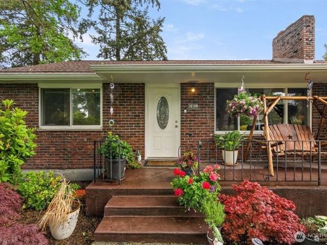 10109 Becker Dr SW, Lakewood, WA 98499