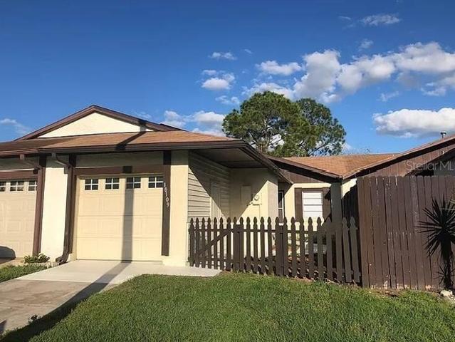 10109 Blazed Tree Ct, Orlando, FL 32821