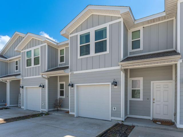 1010 McLaren Cir, Fort Walton Beach, FL 32547 | MLS #1000 | Compass