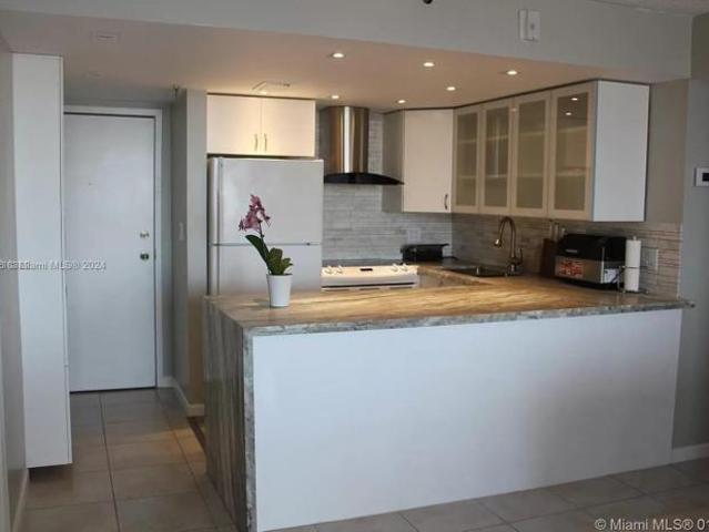 1010 NW 11th St #601, Miami, FL 33136