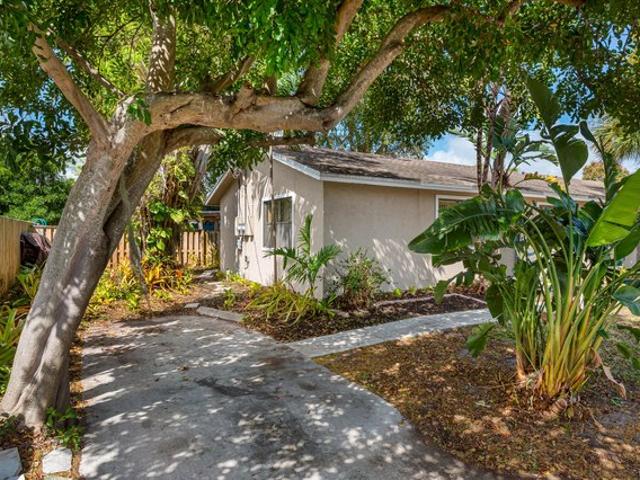 1010 NE 16th St, Fort Lauderdale, FL 33304