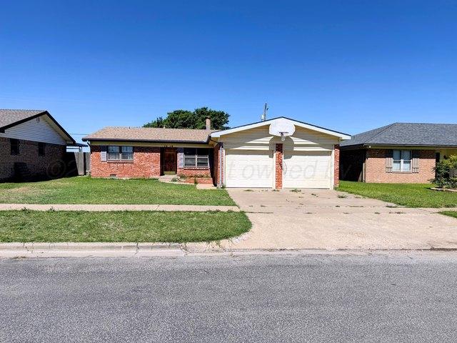 1010 Northwestern St, Perryton, TX 79070