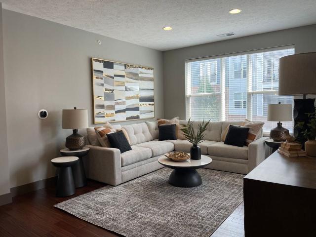 1010 On The Lake 1 Bedroom Apartment for Rent at 1010 N 192nd Ct, Elkhorn, NE 68022
