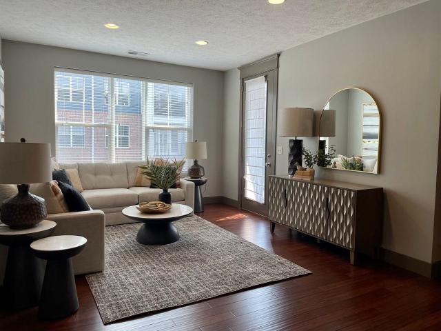 1010 On The Lake 3 Bedroom Apartment for Rent at 1010 N 192nd Ct, Elkhorn, NE 68022