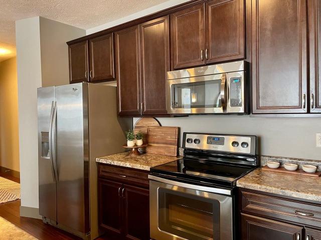 1010 On The Lake 3 Bedroom Apartment for Rent at 1010 N 192nd Ct, Elkhorn, NE 68022