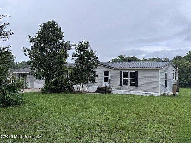 1010 Barr Rd, Coldwater, MS 38618