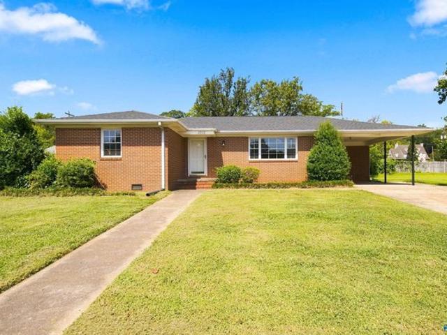 1010 Blount Ave, Guntersville, AL 35976