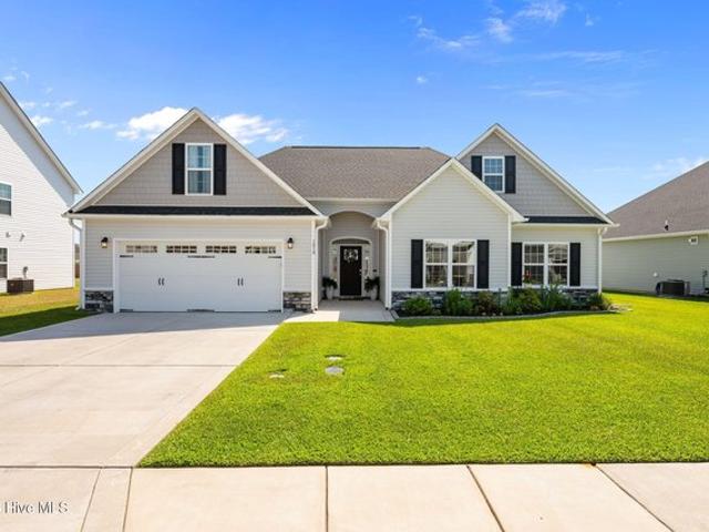 1010 Blue Water Blvd, New Bern, NC 28562