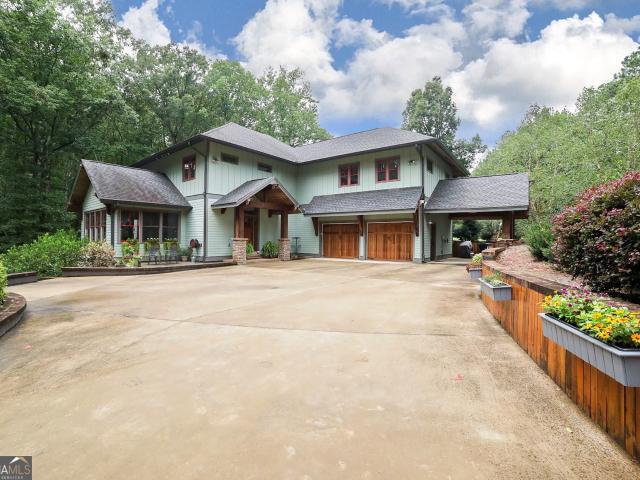 1010 Briar Lakes Court