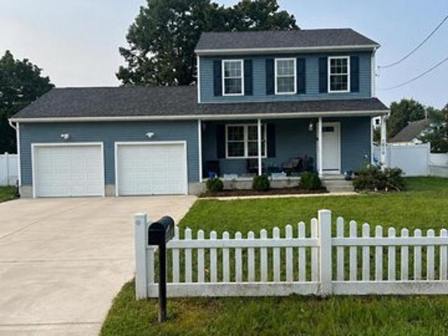 1010 Cambridge Pl, Vineland, NJ 08360