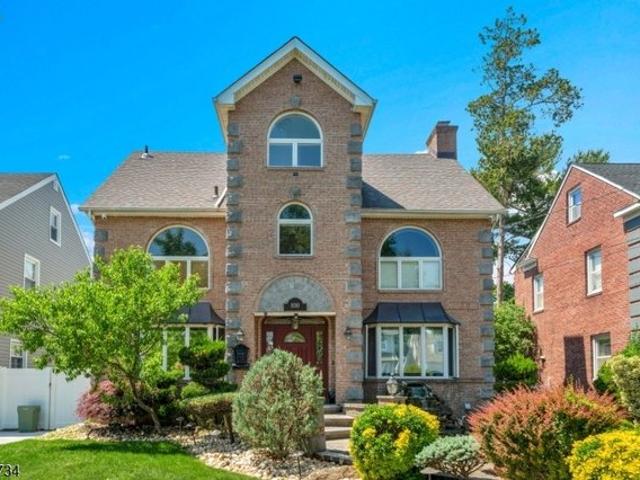 1010 Coolidge Rd, Elizabeth City, NJ 07208